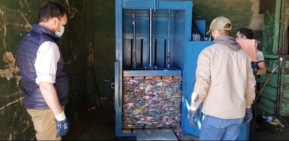 EL MUNICIPIO DE RIVADAVIA INCORPORÓ UNA NUEVA PRENSA PARA LA PLANTA DE ...
